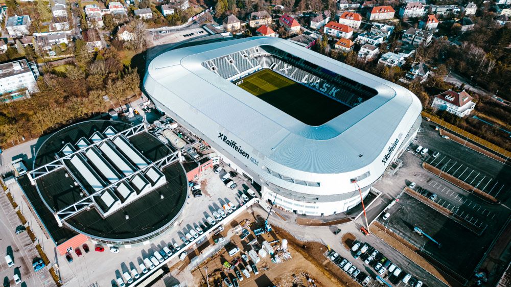 Langer Streit, kurze Bauzeit: LASK eröffnet seine erste wirkliche ...