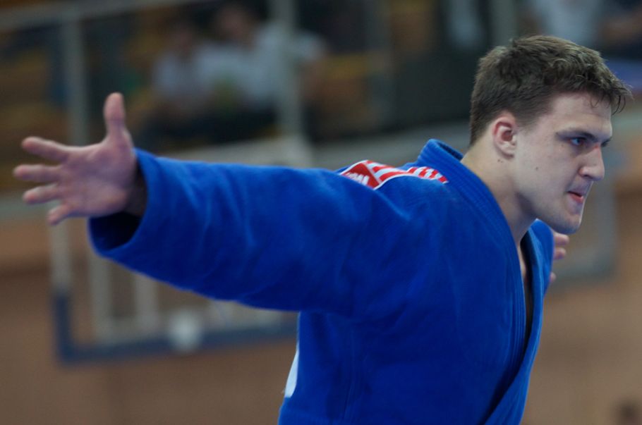 Judo-Senkrechtstarter Aaron Fara und seine Spezialität - Sport ...