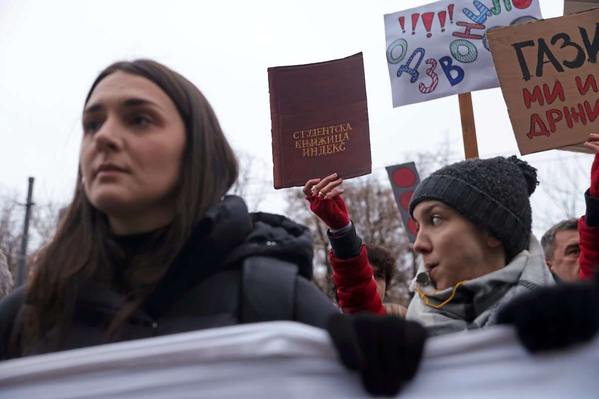 Proteste der Studierenden in Serbien werden zur Gefahr für Vučićs ...
