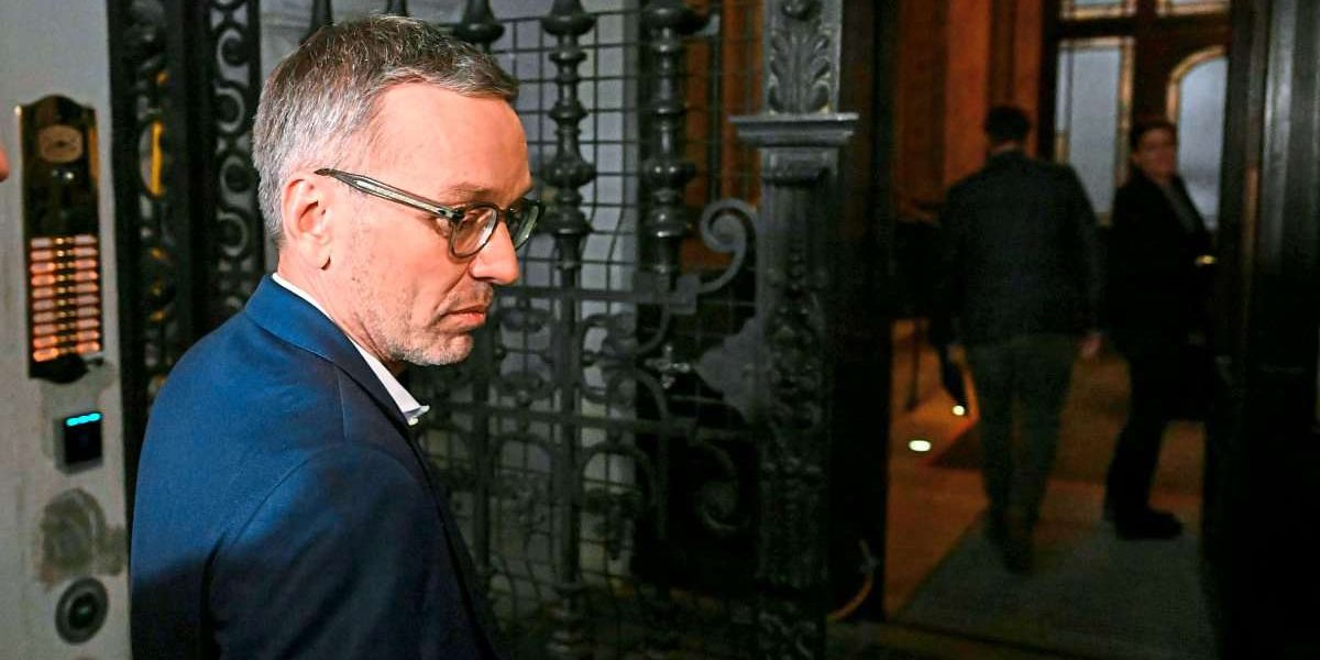 Kein FPÖ-Kanzler: "Kickl hat sich verpokert" - Video - derStandard.de › Video