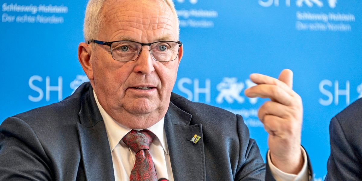 Till Backhaus, der deutsche "Wal-Minister", steht unter Druck ...