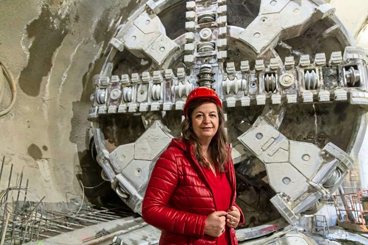 Drill, baby, drill: Wie die Tunnelmaschine Debohra der U-Bahn den Weg ...