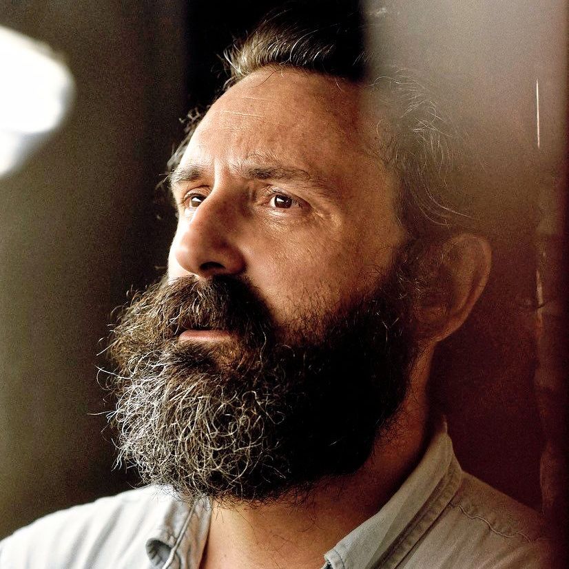 Der Franzose mit dem Vogel: Quentin Dupieux doppelt auf der Viennale ...