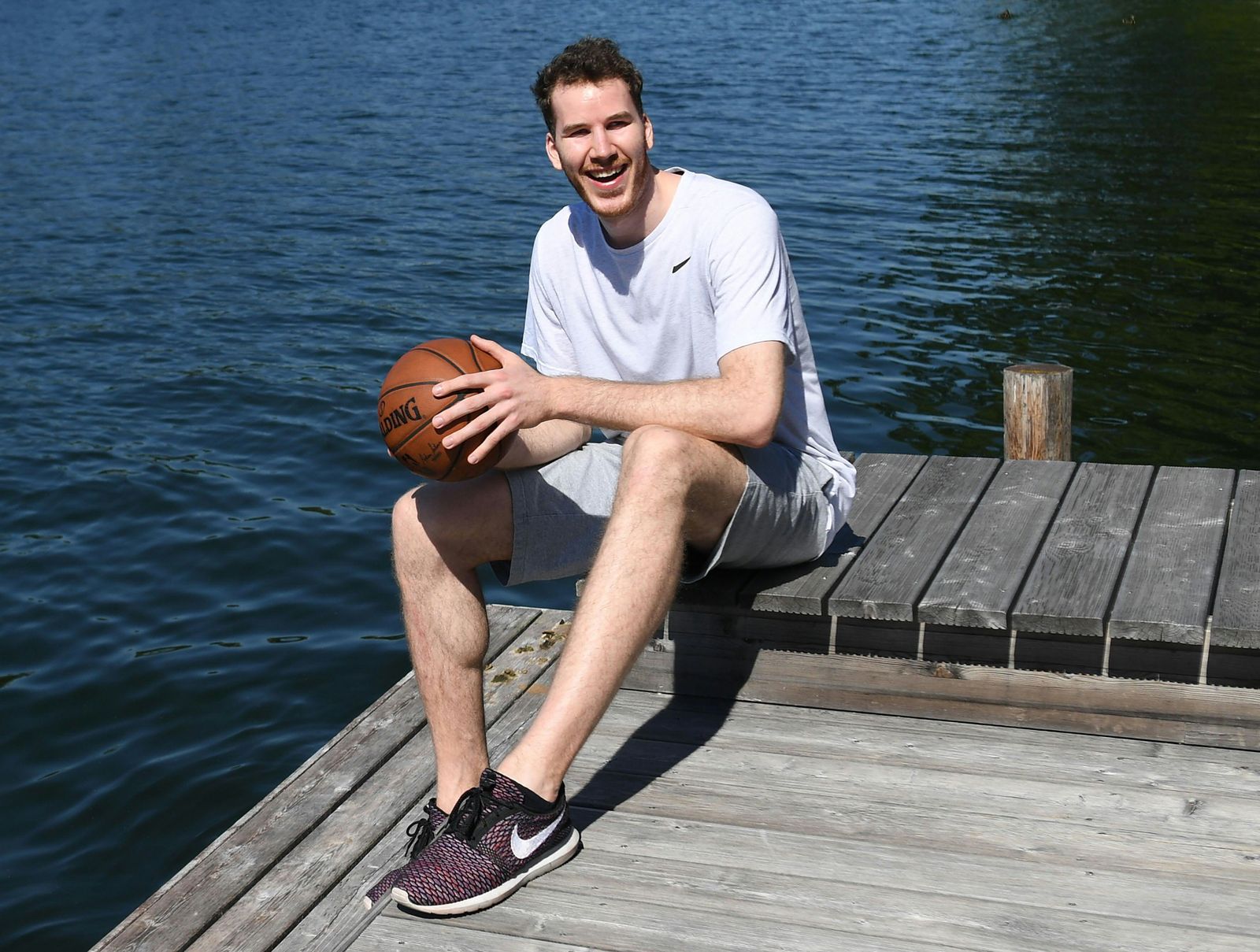 Frische Luft, freier Agent: Jakob Pöltls Saisonbilanz - Basketball ...
