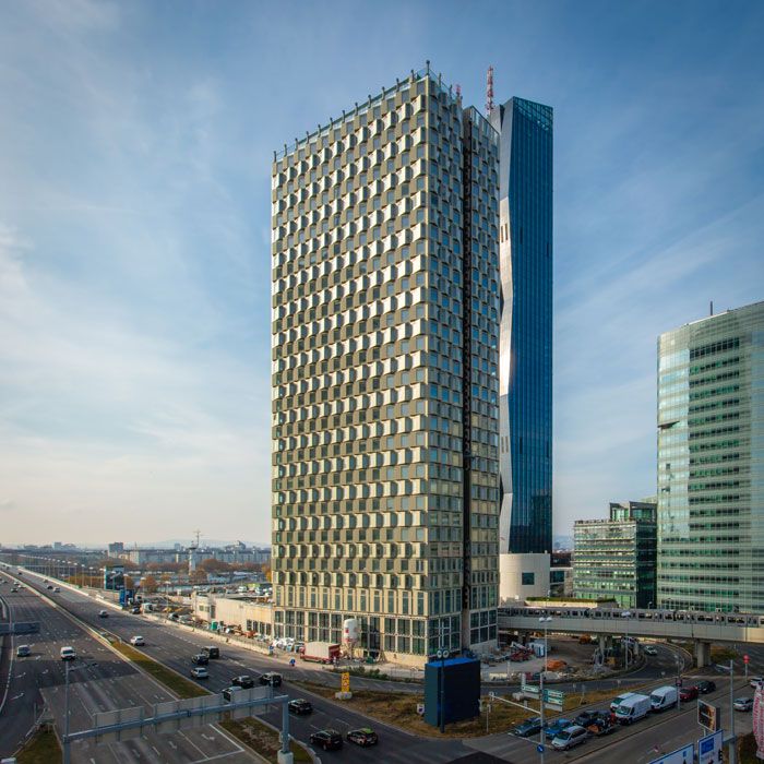 "District Living" im DC Tower 3: Wohnturm von Beruf - Gewerbeimmobilien ...