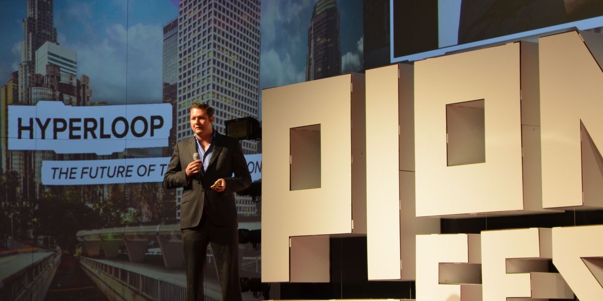 Hyperloop-CEO auf dem Pioneers Festival: "Das Bahnsystem ist ein ...