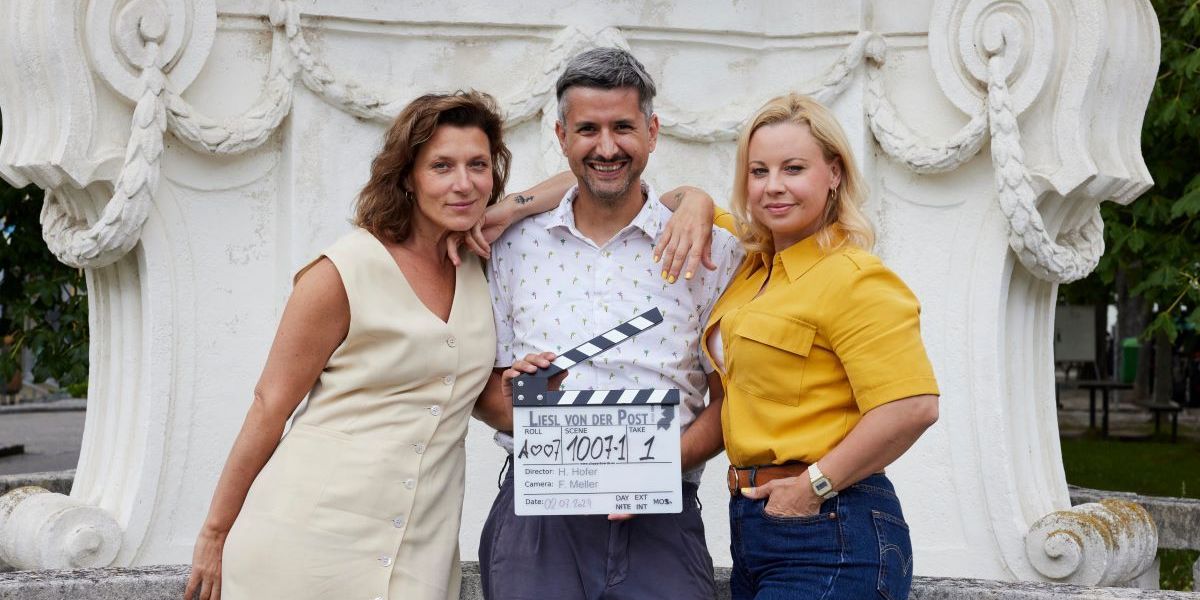Katharina Straßer ist für Servus TV "Die Liesl von der Post" - Etat ...