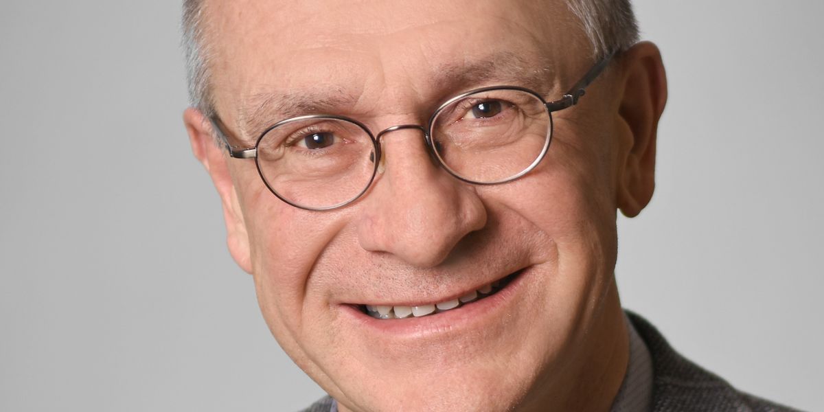 Goldenes Ehrenzeichen für Antifaschist Robert Eiter - Panorama ...