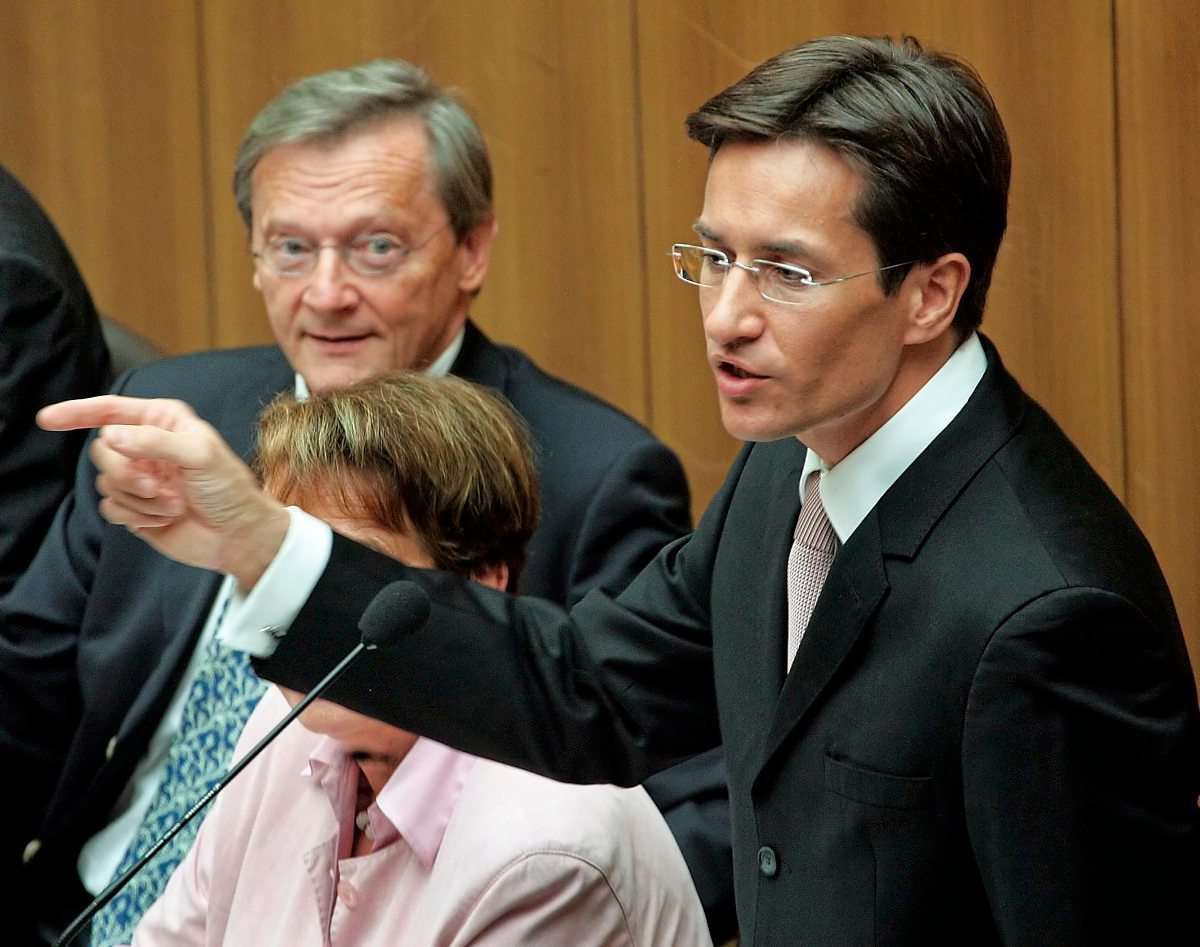 Der richtige Zeitpunkt zum harten Sparen ist jetzt - Eric Frey ...