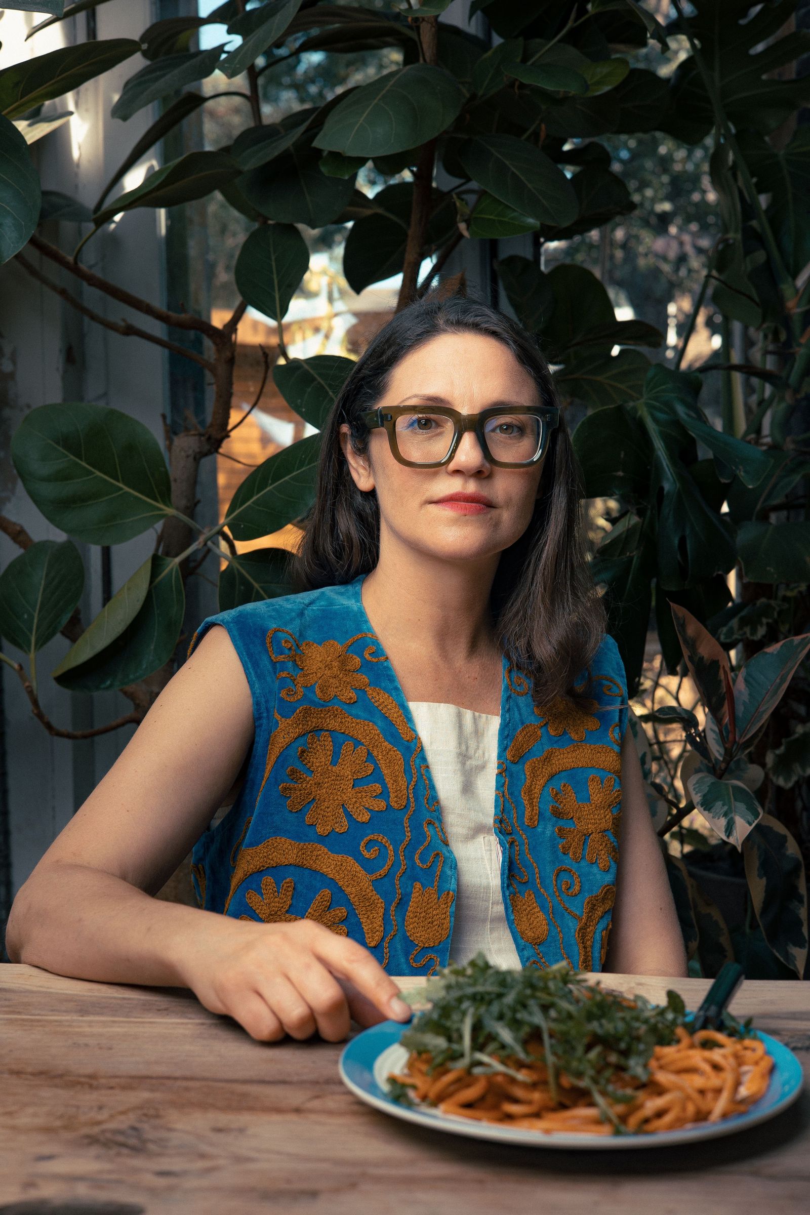 Ukrainische Köchin Olia Hercules: "Essen ist im Krieg ein Teil des Widerstands" - Essen ...