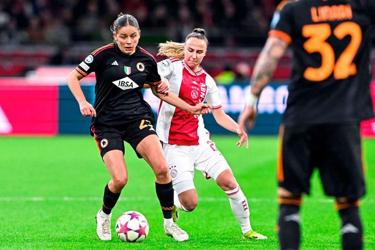 Double-Gewinnerin Laura Feiersinger wechselt von AS Roma zum 1. FC Köln ...