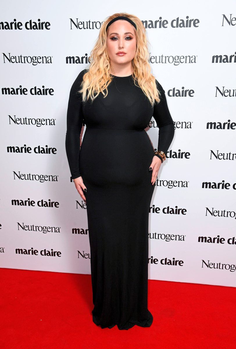 Curvy Model Hayley Hasselhoff: Selbstbestimmt nackt im "Playboy" – geht ...