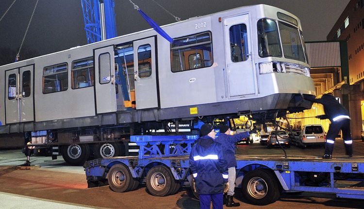 Der erste Silberpfeil auf dem Weg zum Schrottplatz - Wien - derStandard ...