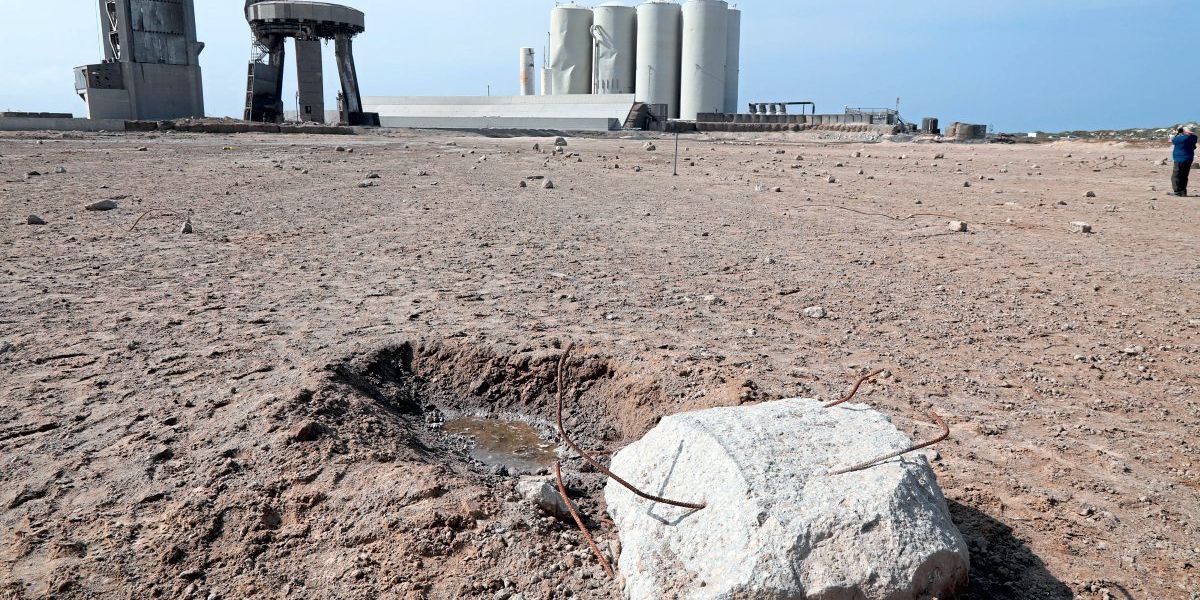 Der Start des Starships verursachte erhebliche Schäden an der ...