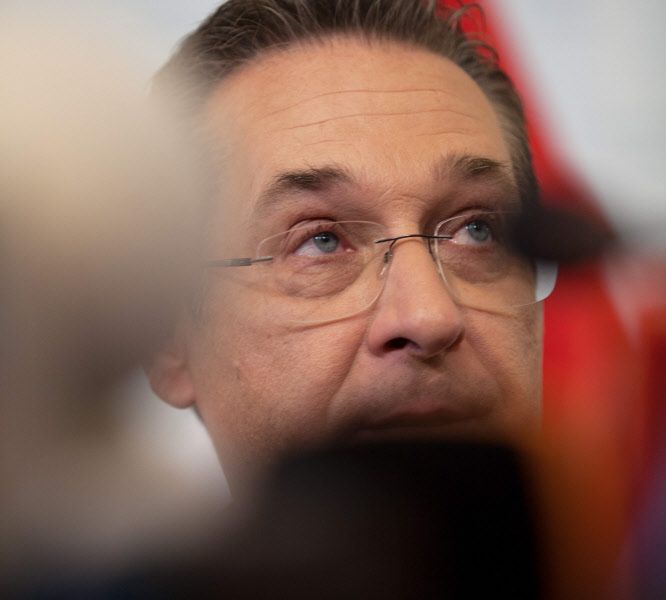 H.-C. Strache: Aufstieg, Absturz, Auferstehung? - Podcast - derStandard ...