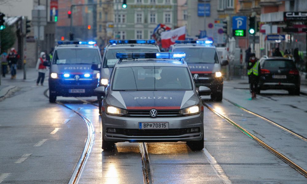 Polizei in Tirol für mehrere Stunden am Festnetz nicht erreichbar ...