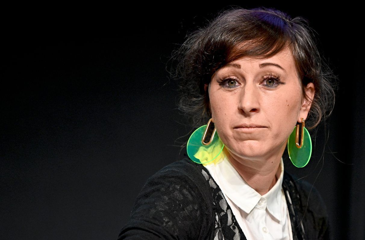 Helena Adlers Antiheimatroman "Fretten": Neues von der Schattseite ...