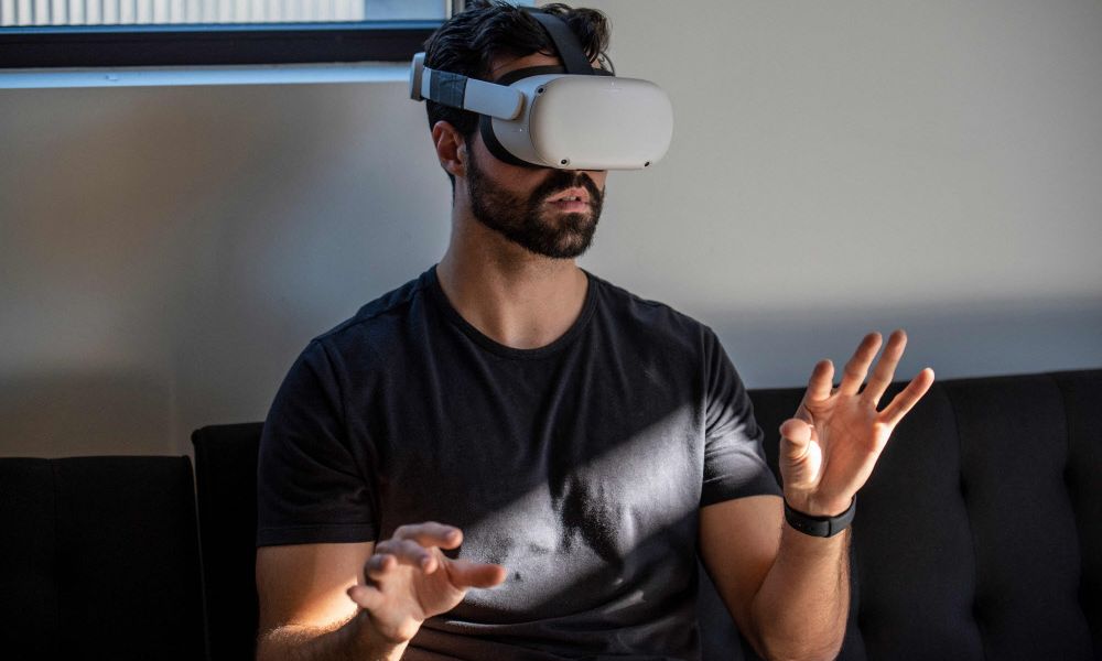 Meta: Virtual-Reality-Chef verlässt das Unternehmen - Web - derStandard ...