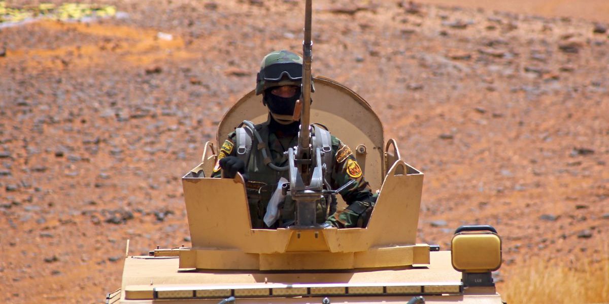 Mindestens elf ägyptische Soldaten bei Überfall getötet - International - derStandard.de ...