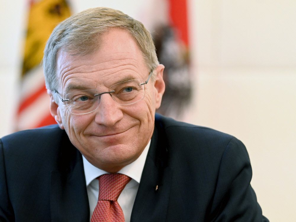 Thomas Stelzer: Der kühle Rechner auf dem Landesthron - Oberösterreich ...