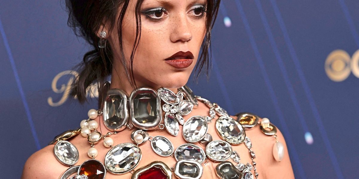 Puffärmel und Bling-Bling: Die besten Looks bei den Emmys - Mode ...