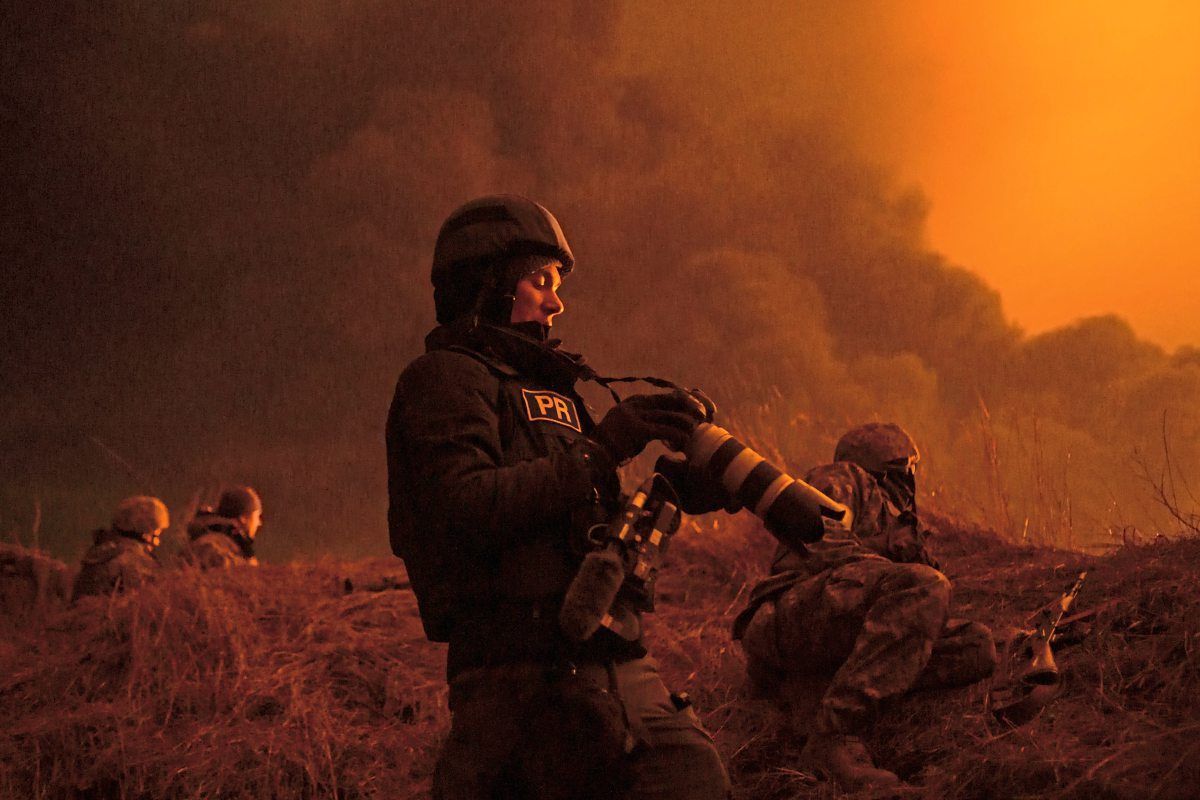 Kriegsfotografie in Gmunden: Die heile Welt als zerbrechliches Gut ...