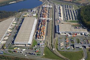 Cargo Center Graz spürt Chrysler-Produktionsdrosselung - Unternehmen ...