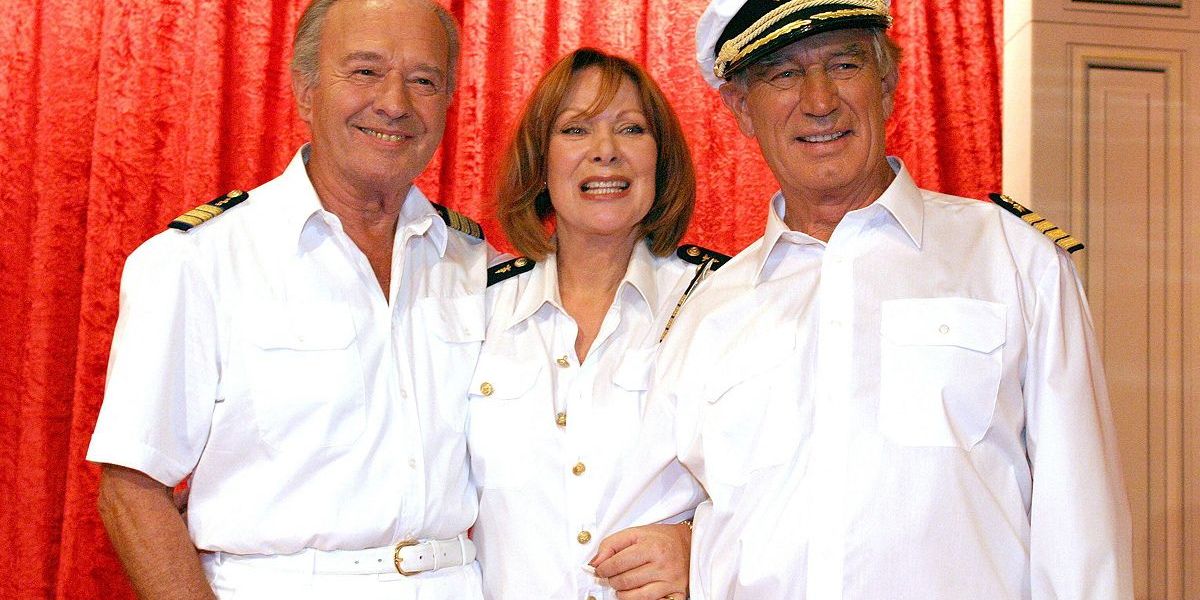 "Traumschiff"-Schiffsarzt Horst Naumann starb mit 98 - Streaming & TV ...