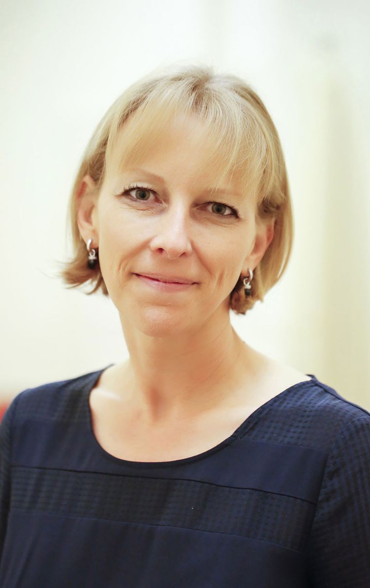 Nicole Bayer neue Präsidialchefin im Kanzleramt - Sachpolitik ...