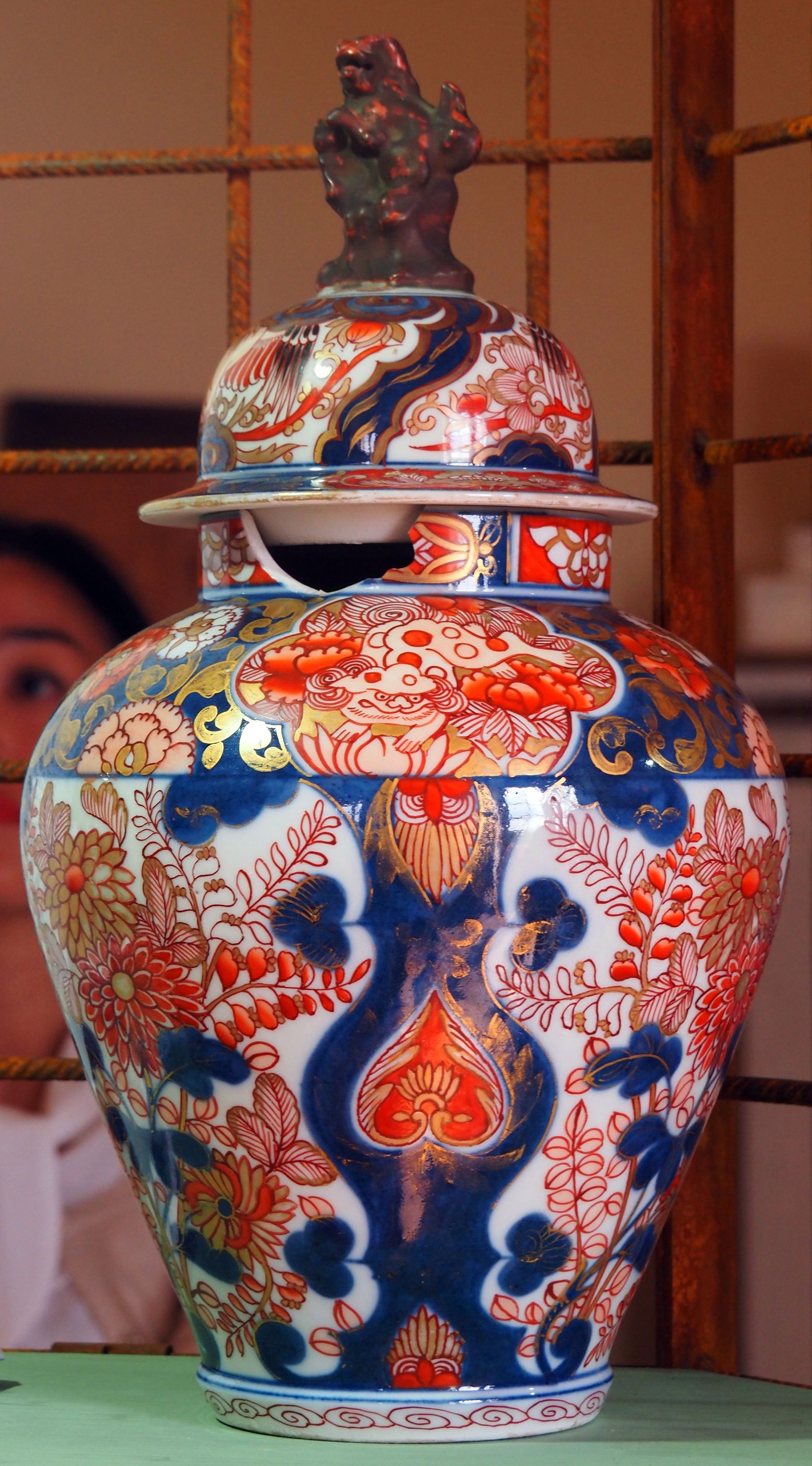 Der Charme der Scherben auf Schloss Loosdorf - Urlaub in Österreich ...