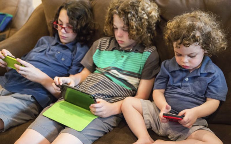 Das handysüchtige Kind - Familie - derStandard.at › Lifestyle