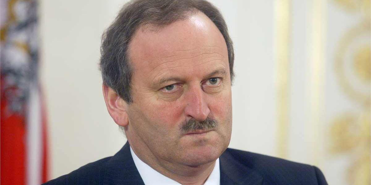 Hubert Gorbach: Nicht mit Blaulicht in die Pension - Inland ...