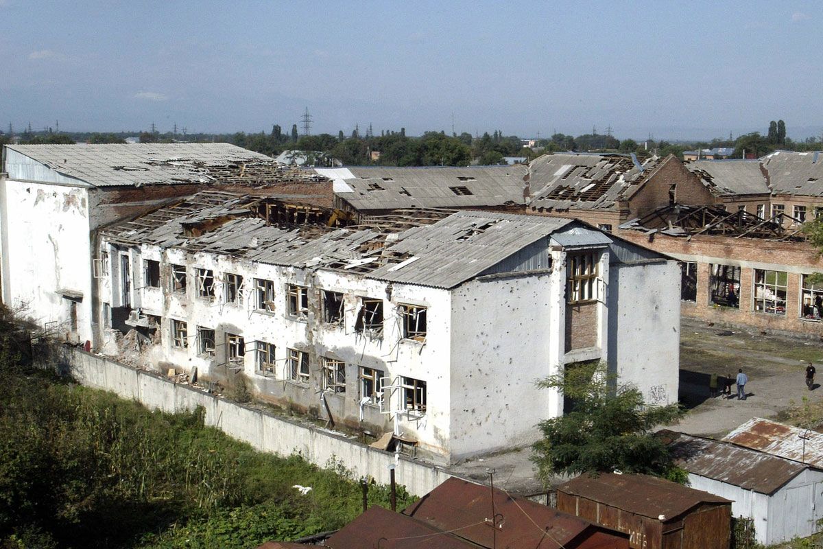 Menschenrechtsgericht verurteilt Russland wegen Geiselnahme von Beslan ...