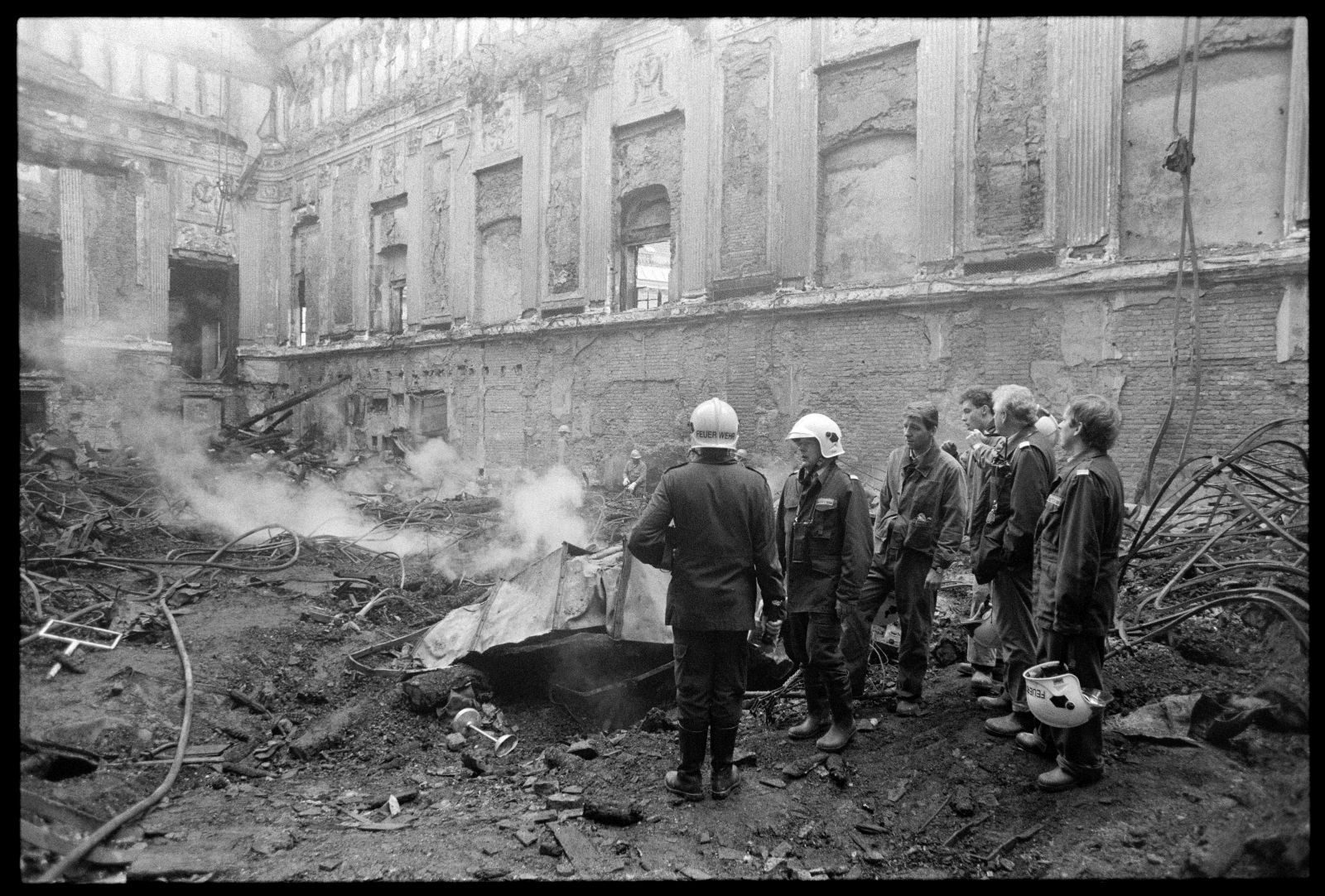 27. November 1992: Der Brand der Hofburg - Cremers Photoblog ...
