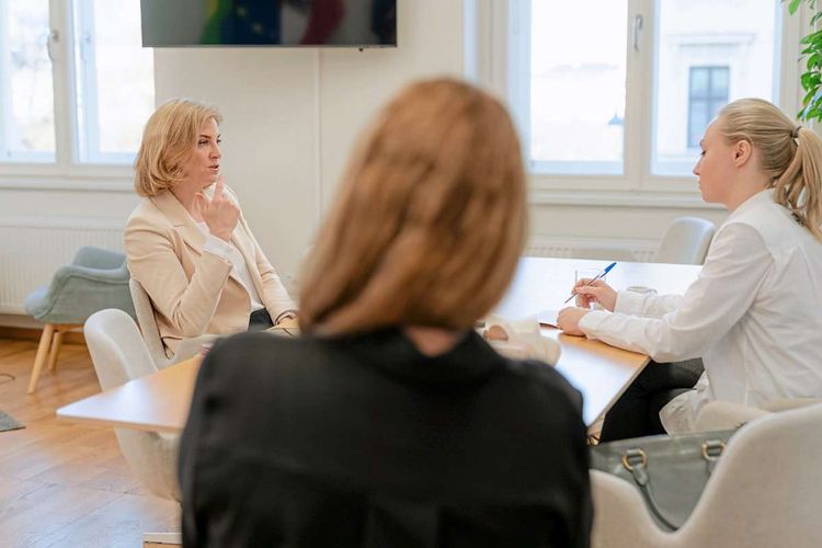 Meinl-Reisinger: "Der Teppich für eine autoritäre Partei ist ausgerollt" - Nationalratswahl ...