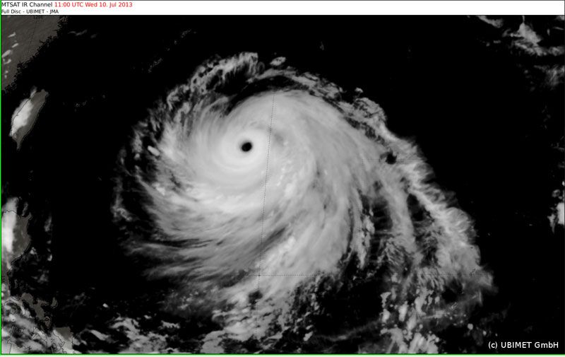 Einer der stärksten Taifune der Saison rast auf Taiwan zu - Weltchronik ...