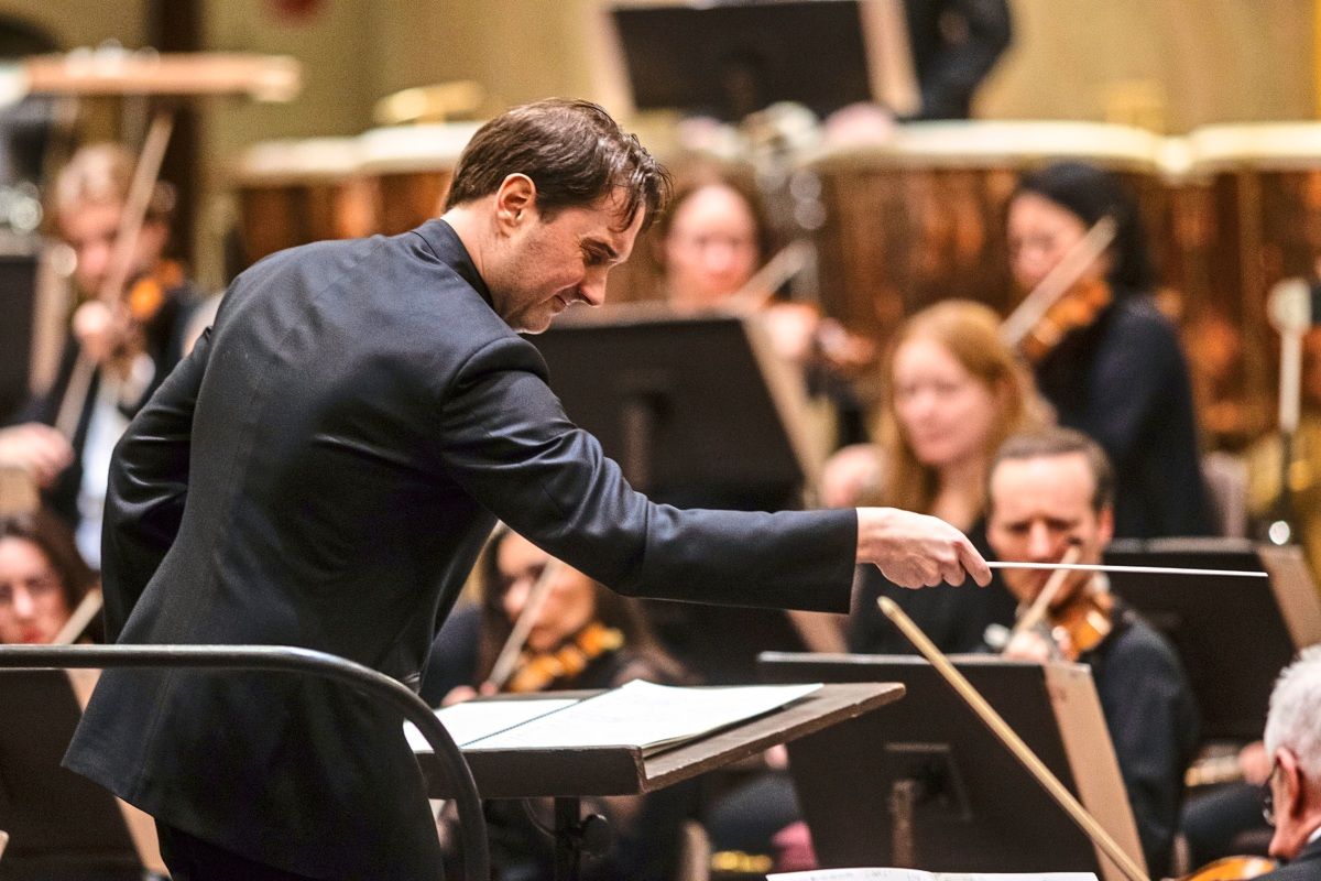 Die Symphoniker im Glück mit Elgar und einem Orchesterleiter aus Oxford ...