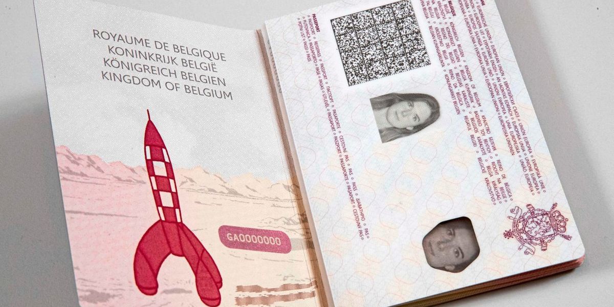 Passgenau: Welche Geschichten der Reisepass erzählt - Reisen aktuell ...