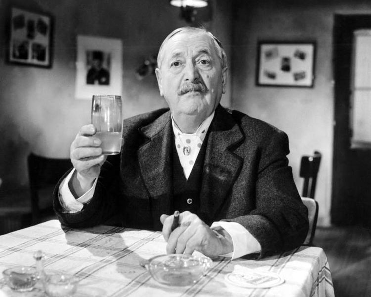 ORF und 3sat ehren Hans Moser zum 50. Todestag - Streaming & TV ...