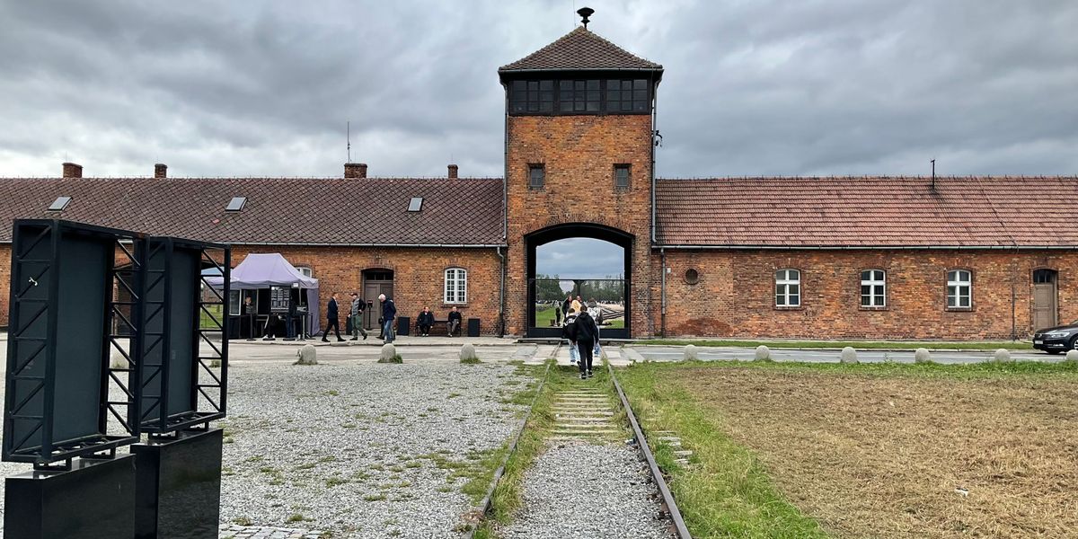 NS-Prozess um Postings gegen 61-Jährige, die mit einem Juden liiert ist ...