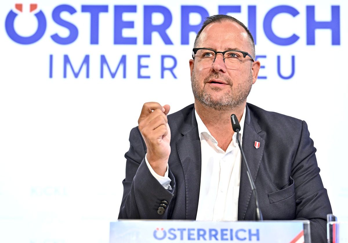 Aufregung um Reise von FPÖ-Generalsekretär Hafenecker zu KI-Konferenz ...