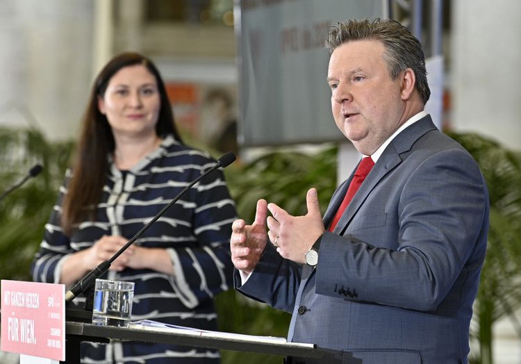 Barbara Novak: Die verlässliche Vertraute des Bürgermeisters - Wien ...