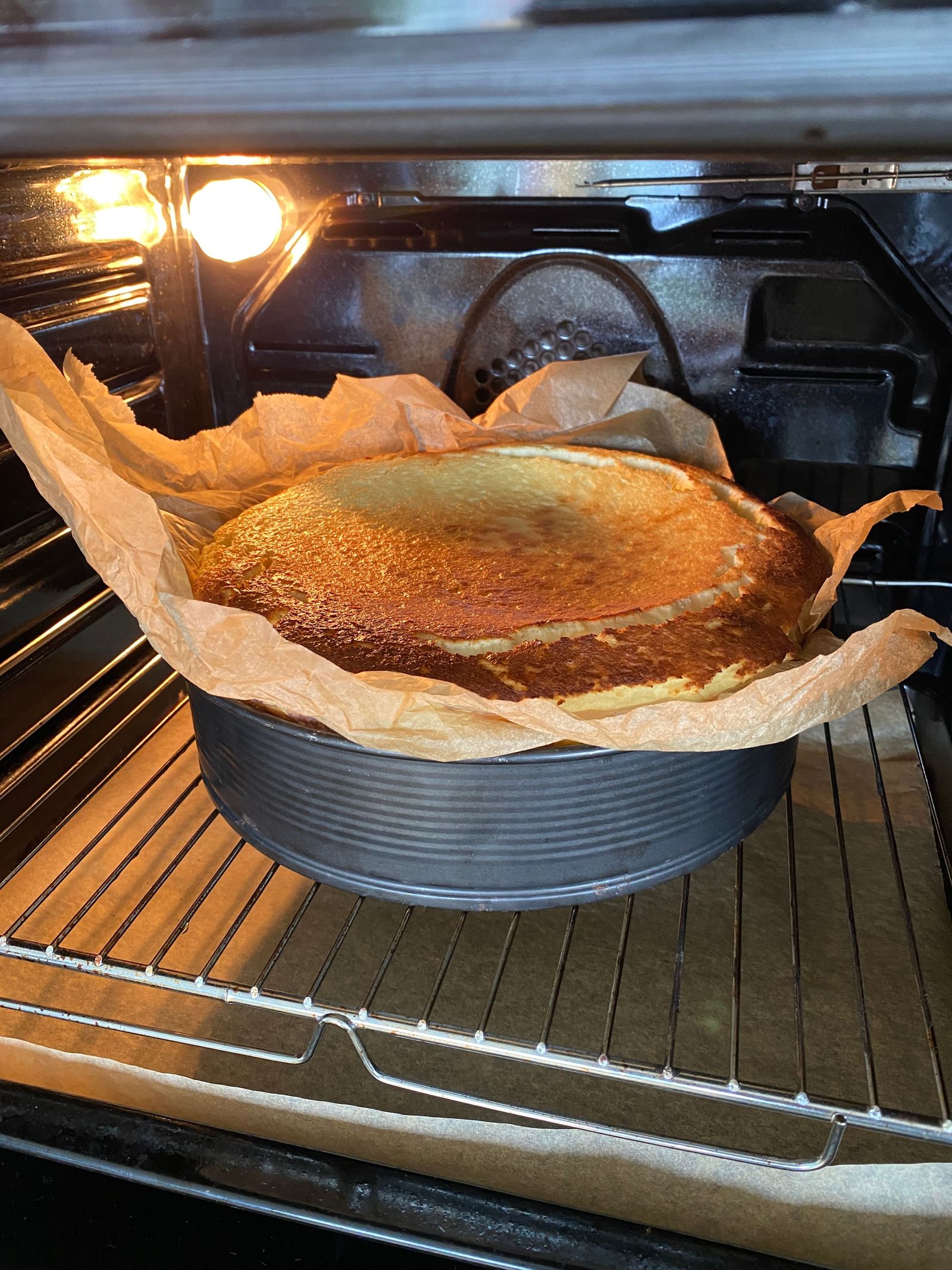 Rezept für Burnt Basque Cheesecake - Desserts & Süßspeisen ...