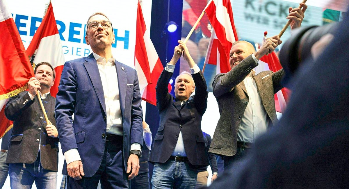 Wie Rosenkranz ein Treffen mit dem Verfassungsschutz verzerrt ...