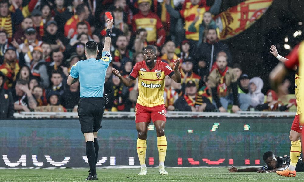 Danso was sent off in Lens' 2-1 win over Reims - Football – Archyde
