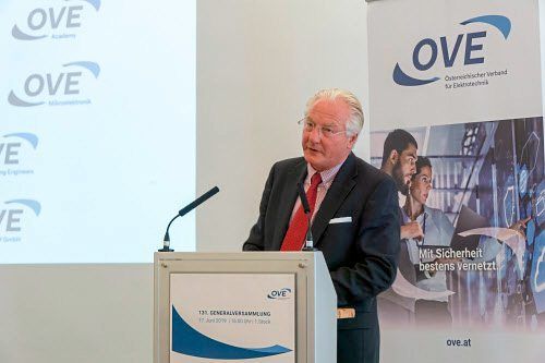 Kapsch wird auseinanderdividiert - Unternehmen - derStandard.at ...