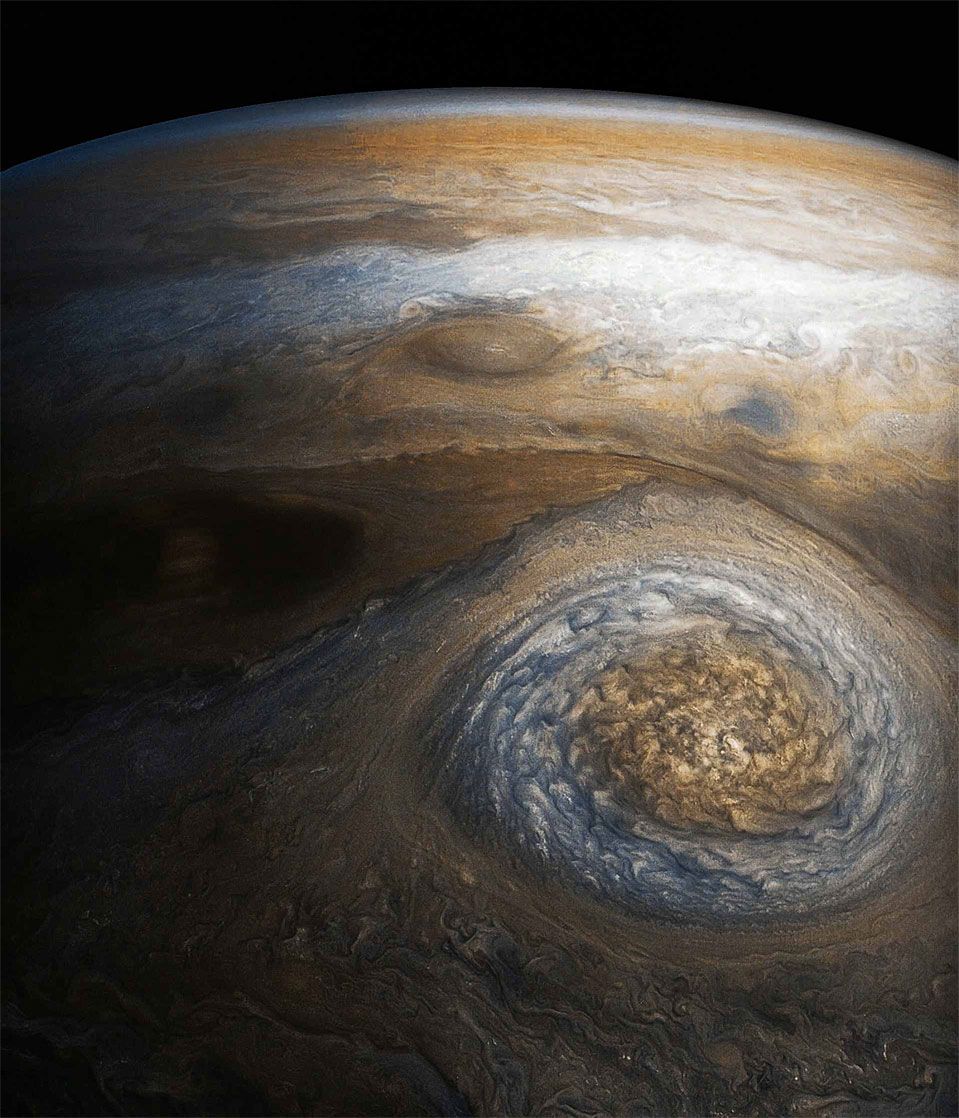 Spektakuläre Jupiter-Bilder bei achter Planeten-Umrundung - Weltraum ...