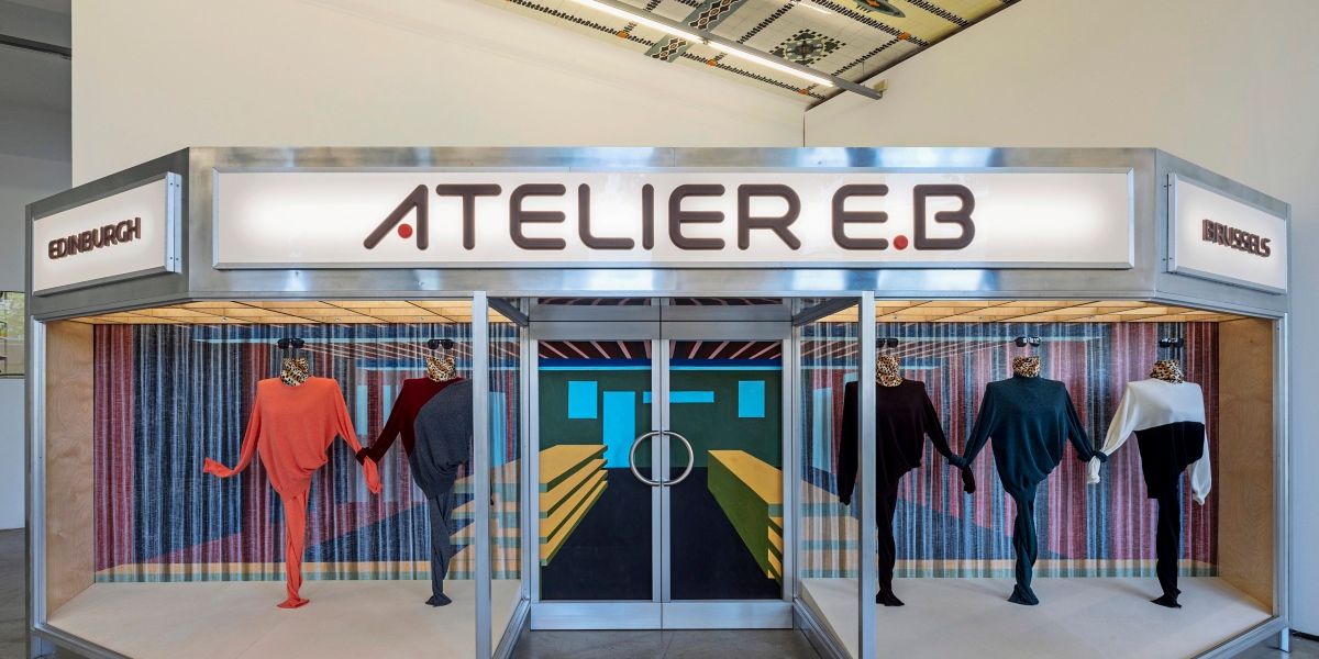 Lucy McKenzie verbindet Schaufensterpuppen, Pornohefte und Adolf Loos ...