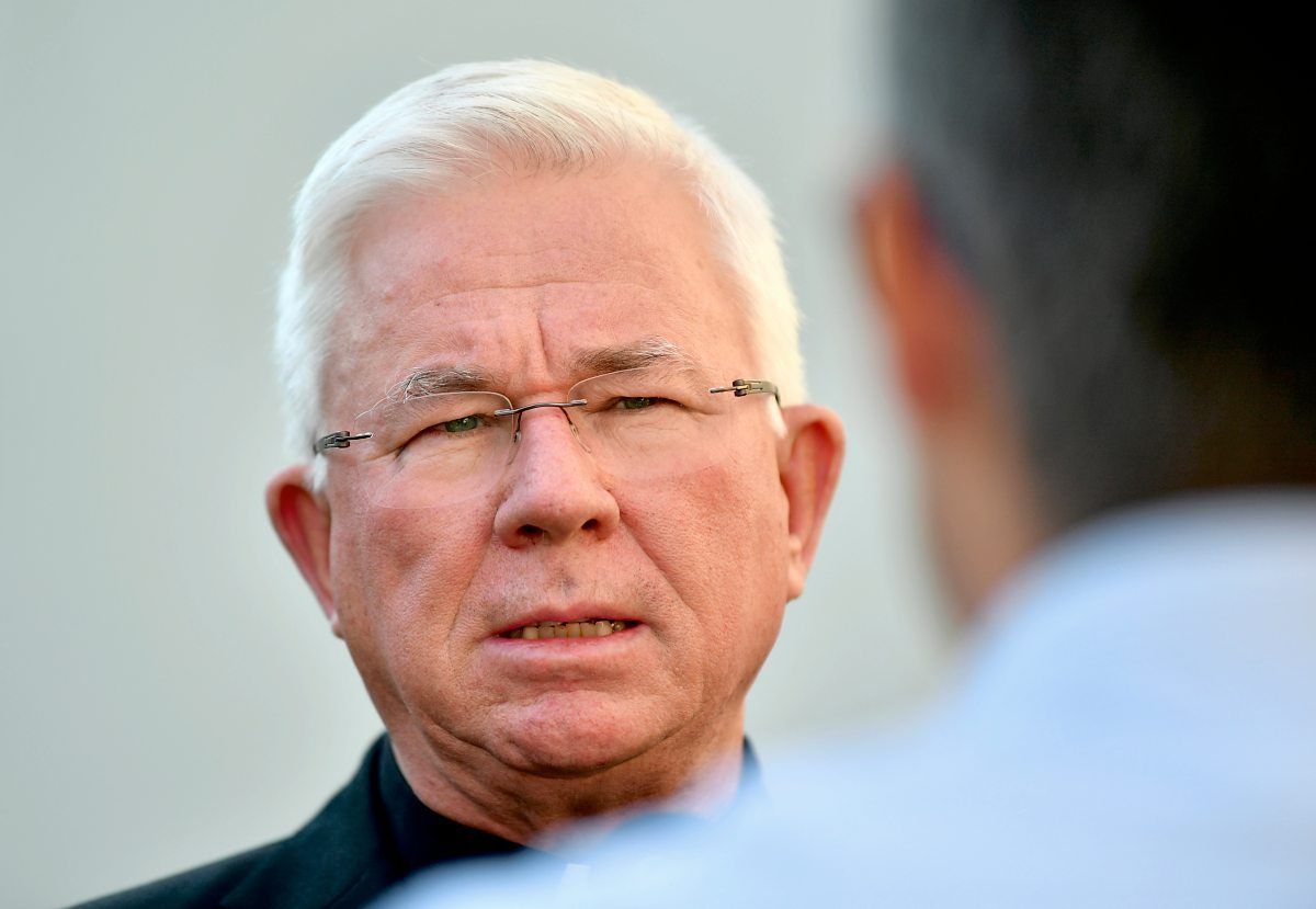 Erzbischof Lackner soll Diözese Gurk kontrollieren - Sachpolitik ...