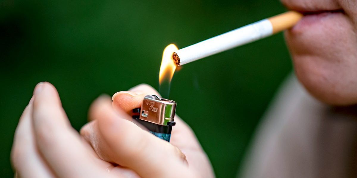Einschränkungen fürs Rauchen: Raus aus der Öffentlichkeit - Muzayen Al ...